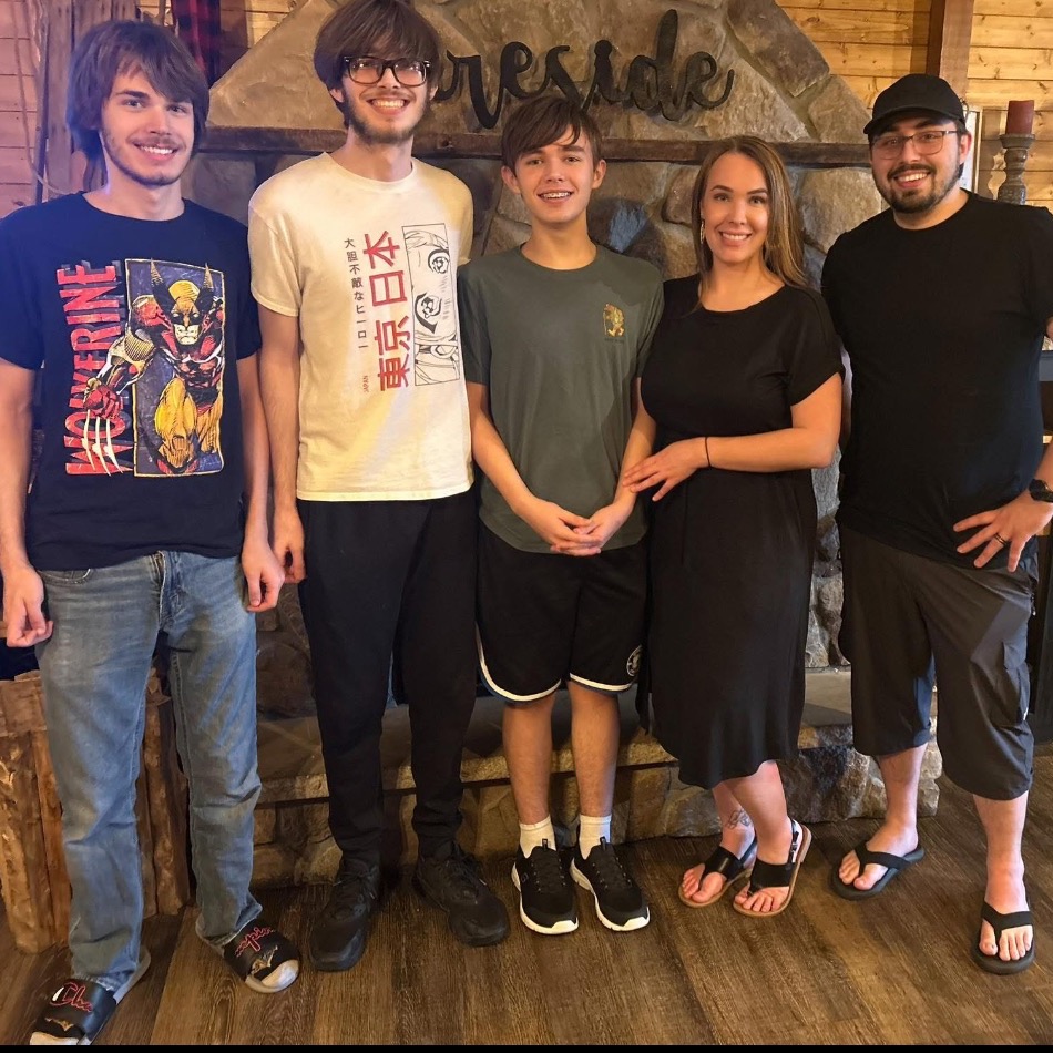 In Loving Memory of Jennifer Larson- Meals & Funeral Support - Give InKind