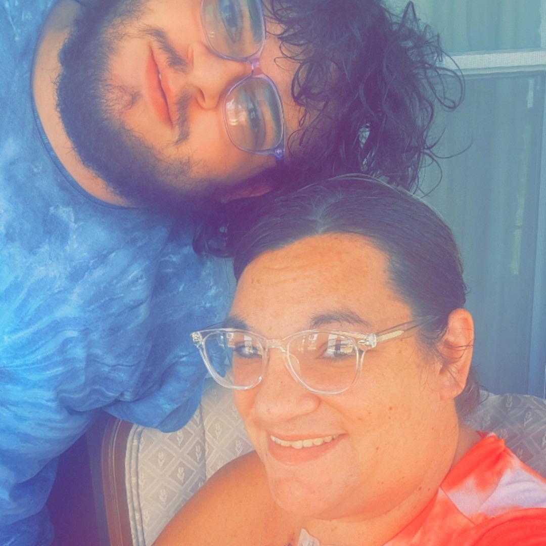 Janell's battle with thyroid cancer - Give InKind