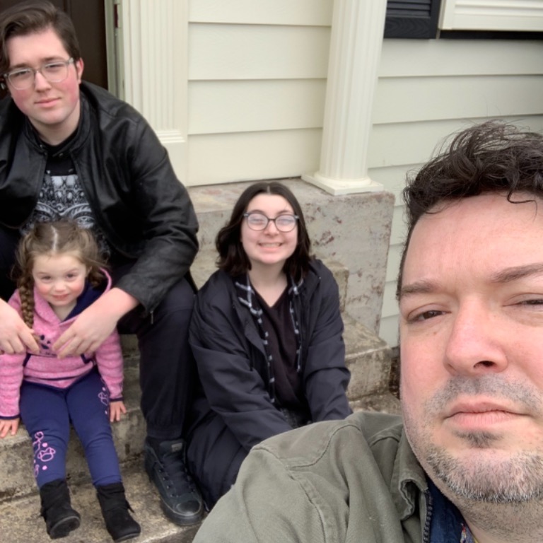 Support for unexpected Single Father Shane Powell and three kids - Give ...