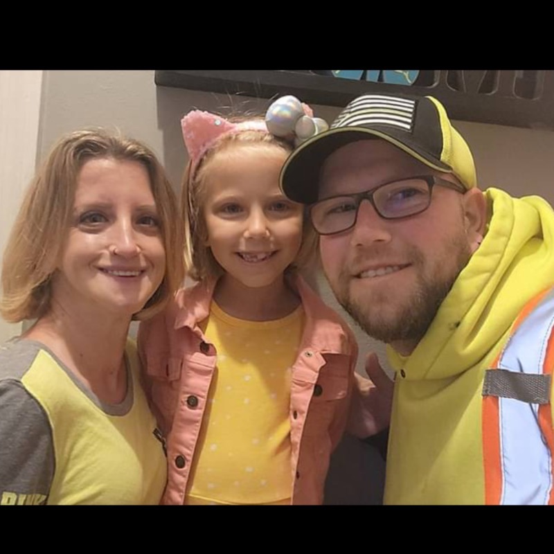 The Poper family - Give InKind